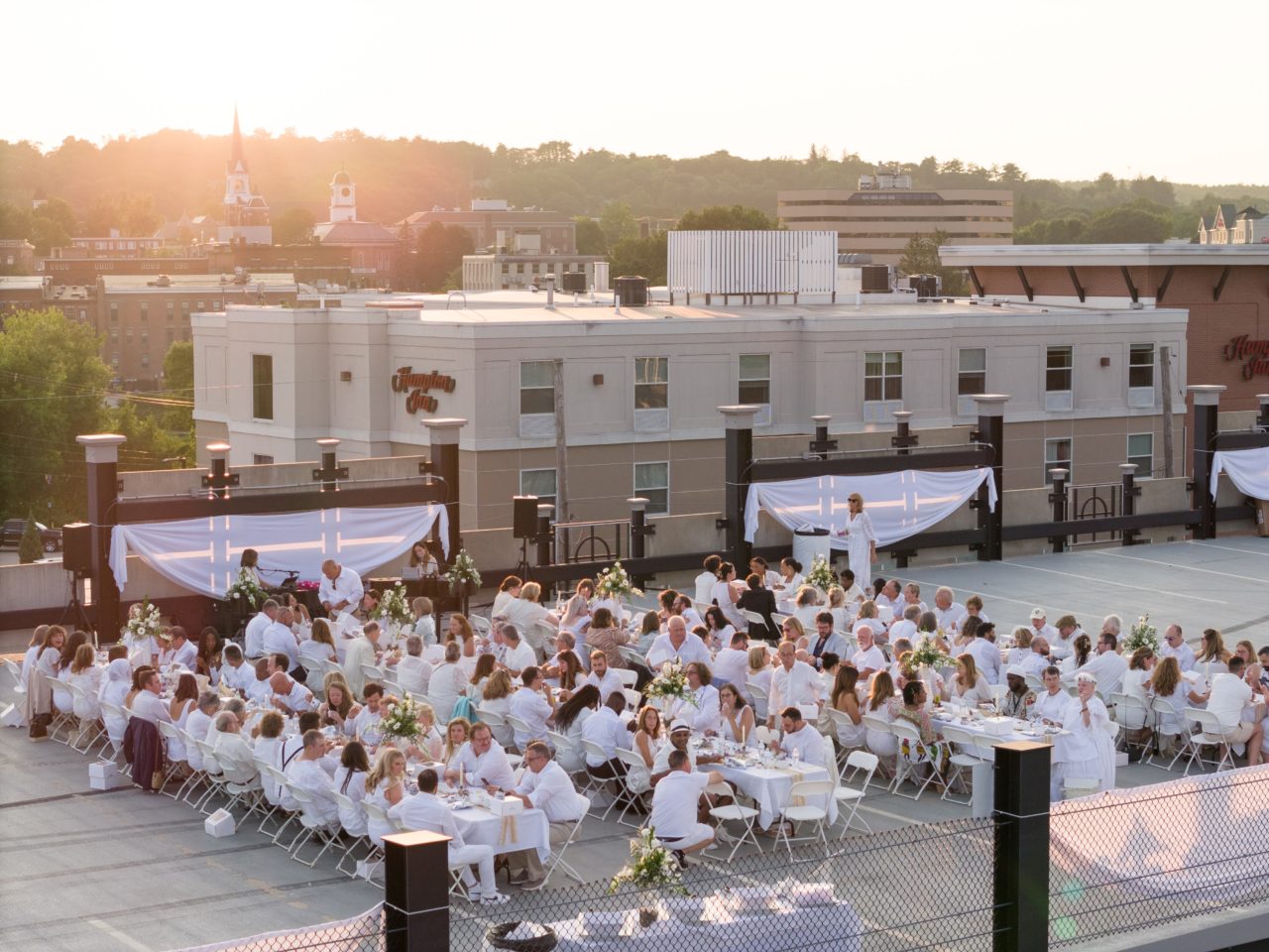 Soiree en Blanc - Maine MILL